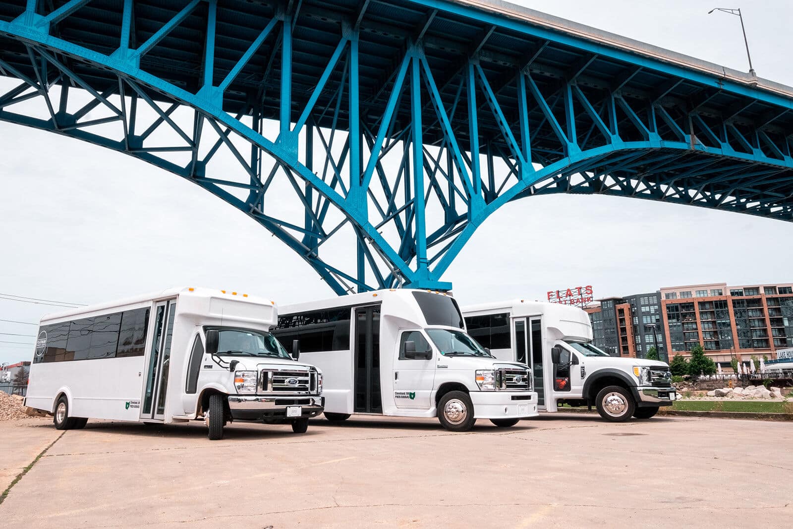 7 Things to Expect From a Cleveland Limousine Service